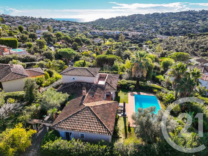 Maison 5 pièces à Sainte-Maxime, Saquèdes, Quilladou, Garonnette, Golfe, à vendre