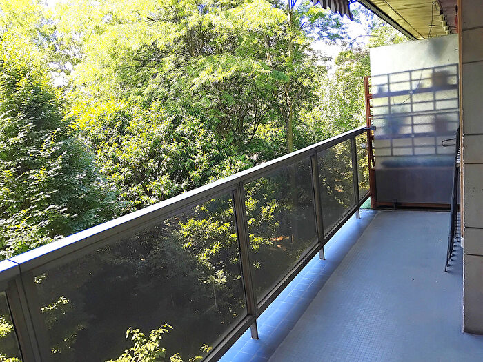 Saint-Cloud, Centre-ville : Appartement 1 pièce à vendre
