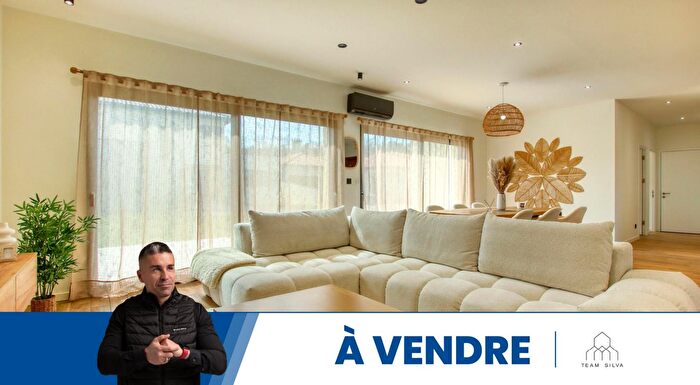 Maison à vendre - Saint-Sorlin-en-Valloire - 5 pièces - 4 chambres