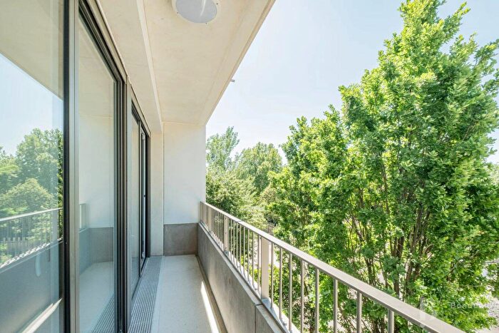 Appartement à louer - Bordeaux Sud - 4 pièces - 3 chambres