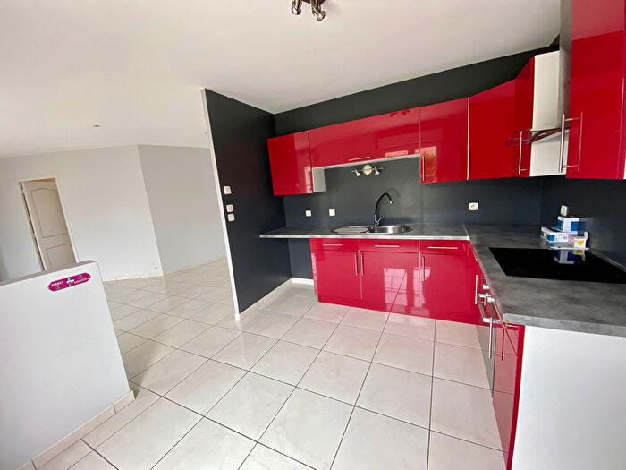 Maison 5 pièces à louer à Cour-Cheverny