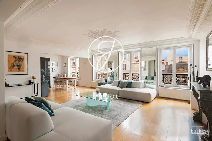 Paris 10ème, Porte Saint-Martin, Paradis - Appartement 5 pièces à vendre