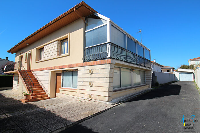 Maison à vendre - Saint-Georges-de-Didonne, Centre-ville - 7 pièces - 4 chambres