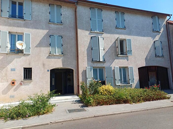 Appartement 4 pièces à Saint-Loup-sur-Semouse, à louer