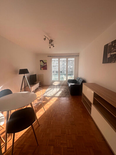 Appartement à louer - Quartiers Centre, Thabor, Oberthür - 3 pièces - 2 chambres