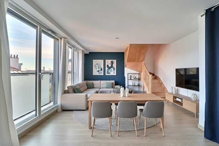 Appartement à vendre - Saint-Denis, La Plaine Saint-Denis - 4 pièces - 3 chambres