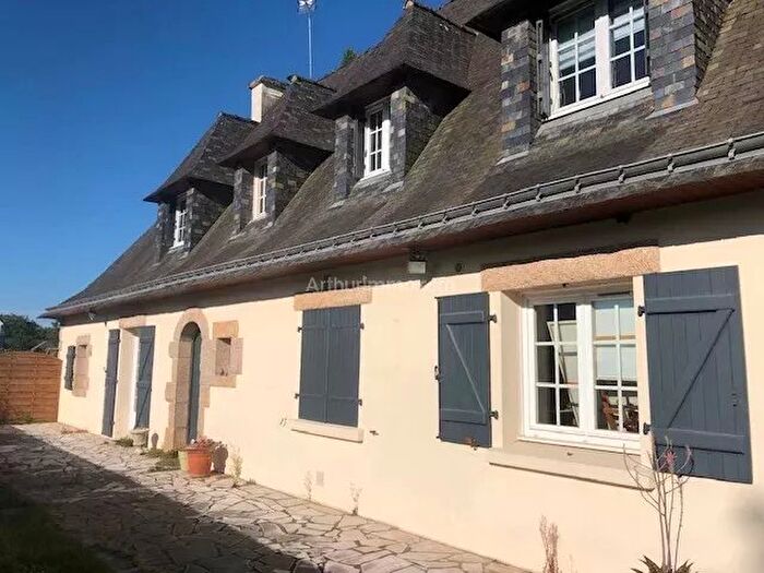 Maison à vendre - Pluvigner - 8 pièces - 5 chambres