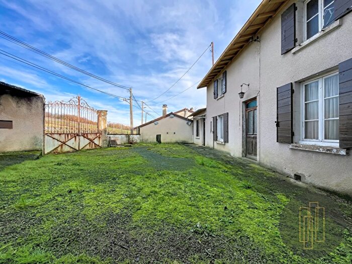 Pommiers : Maison 6 pièces à vendre