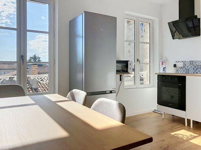 Centre Ville, Saint-Jean-d'Angély : Appartement 2 pièces à louer