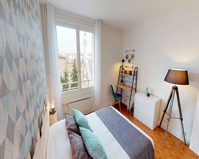 Auteuil Sud, Paris 16ème arrondissement : Appartement 5 pièces à louer
