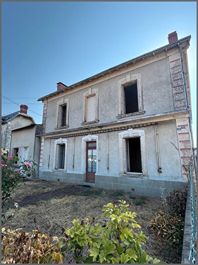 Maison 6 pièces à vendre - Châtellerault, Centre-ville