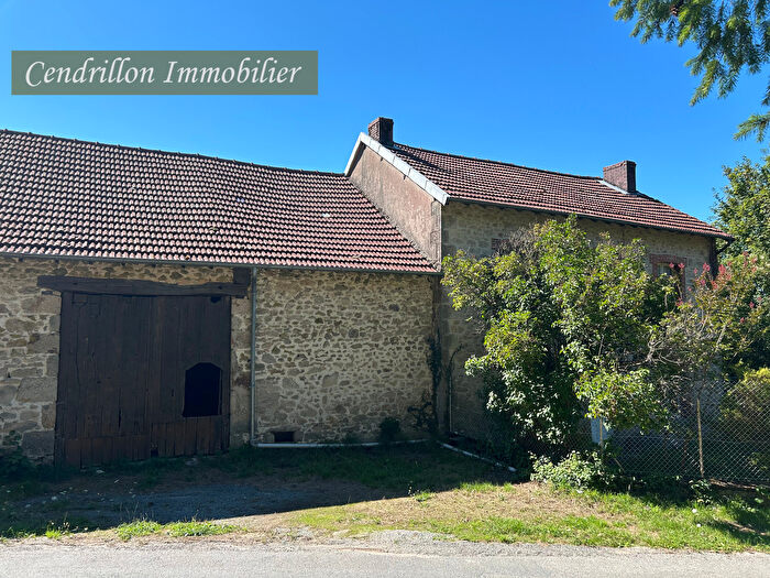 Maison à vendre - Châtelus-le-Marcheix - 6 pièces - 5 chambres