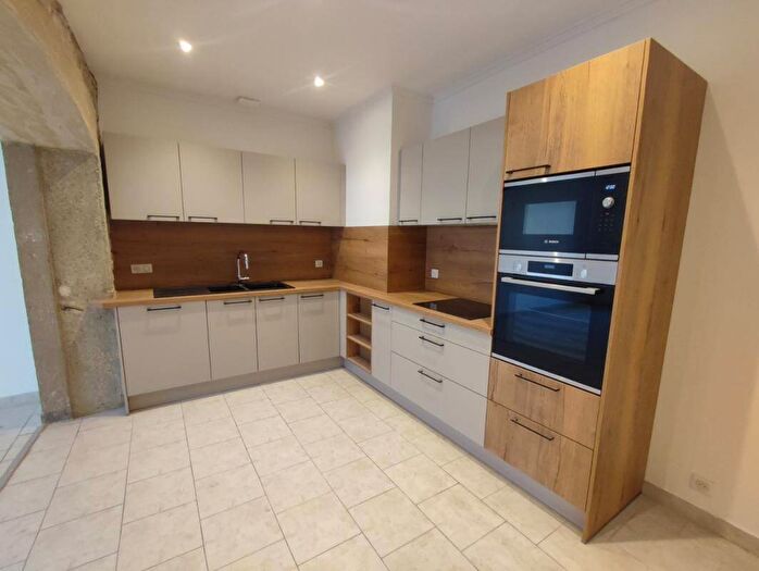 Appartement à louer - Sud, Lagnieu - 5 pièces - 3 chambres