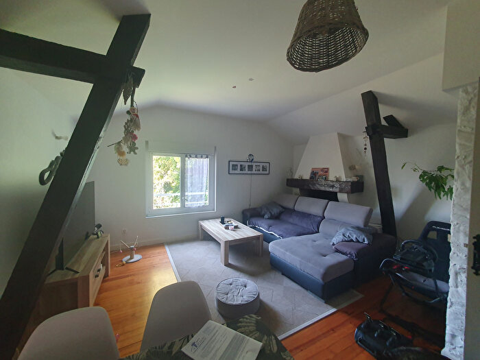 Appartement à louer - Hagetmau - 4 pièces - 2 chambres