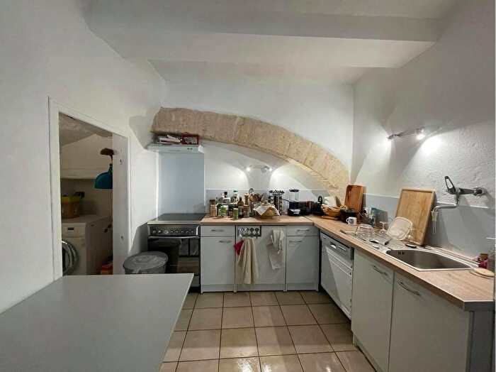 Maison à louer - Nages-et-Solorgues - 3 pièces - 2 chambres