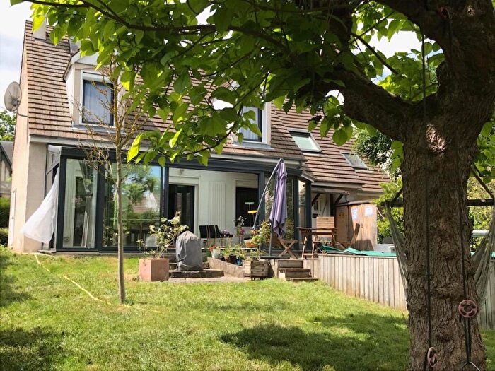 Maison à vendre - Chantilly - 8 pièces - 5 chambres