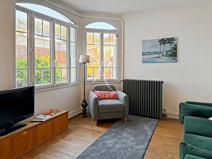 Maison à louer - Grieu-Vallon Suisse-Saint Milaire-Mont Gargan, Rouen - 3 pièces - 2 chambres