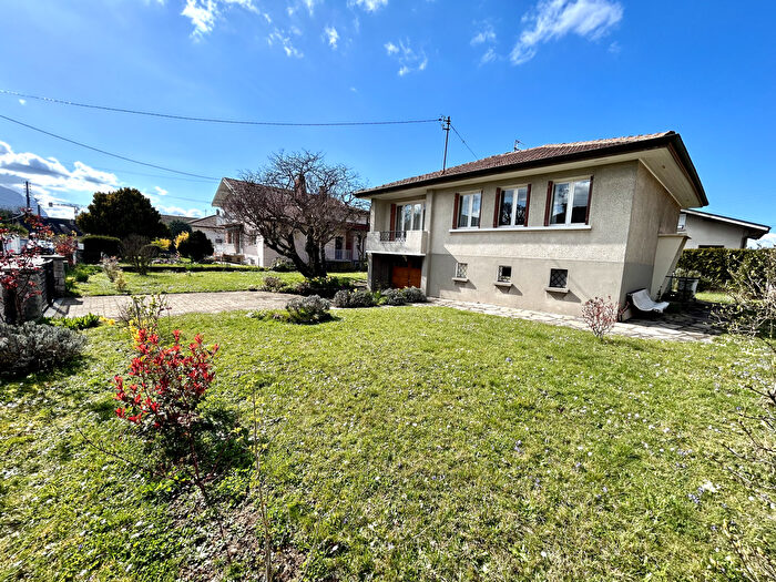Maison à vendre - Ville-la-Grand - 3 pièces - 2 chambres