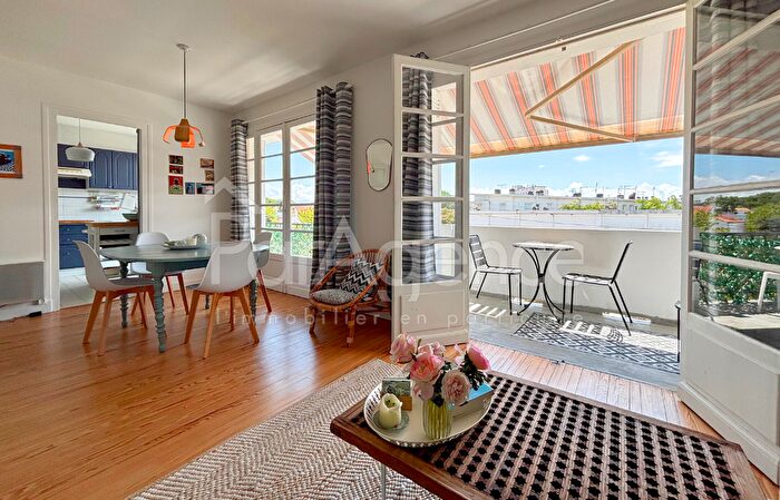 Appartement à vendre - Royan, Centre-ville - 4 pièces - 3 chambres