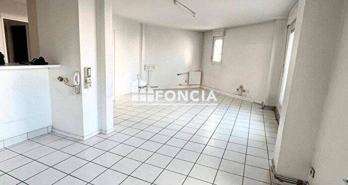 Appartement 5 pièces à louer - Tarentaize-Beaubrun-Severine, Saint-Étienne