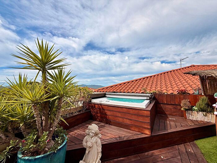 Appartement 4 pièces à vendre à Fréjus, Caïs