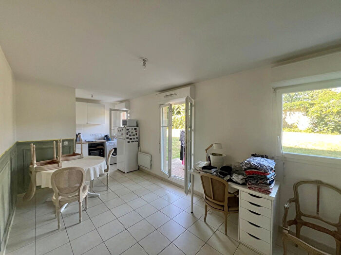 Appartement à vendre - Trappes, Village, Cité Nouvelle - 2 pièces - 1 chambre