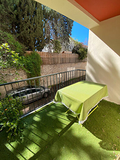 Appartement à louer - Marseille e , Sainte-Anne - 2 pièces - 1 chambre