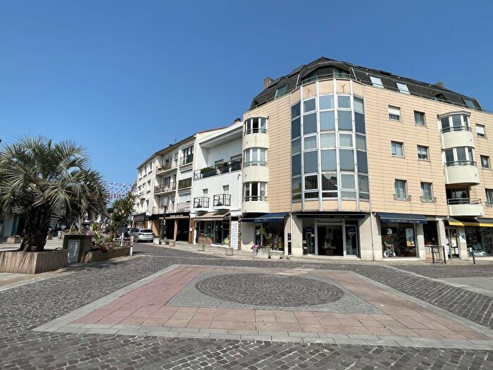 Appartement à vendre - Saint-Brevin-les-Pins, Centre-ville, Stade - 2 pièces - 1 chambre