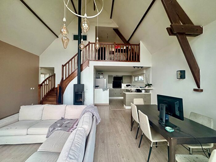 Maison à vendre - Montfermeil, Les Oiseaux - 5 pièces - 3 chambres