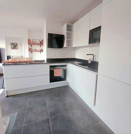 Appartement à louer - Est, Ferney-Voltaire - 3 pièces - 2 chambres