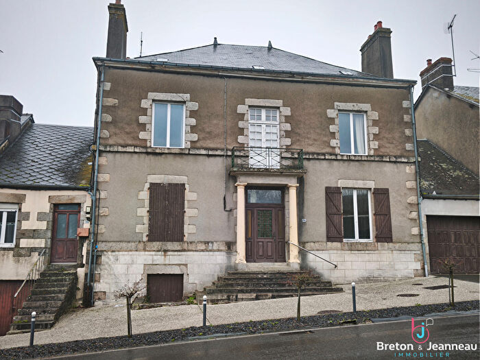 Maison à vendre - Javron-les-Chapelles - 8 pièces - 5 chambres