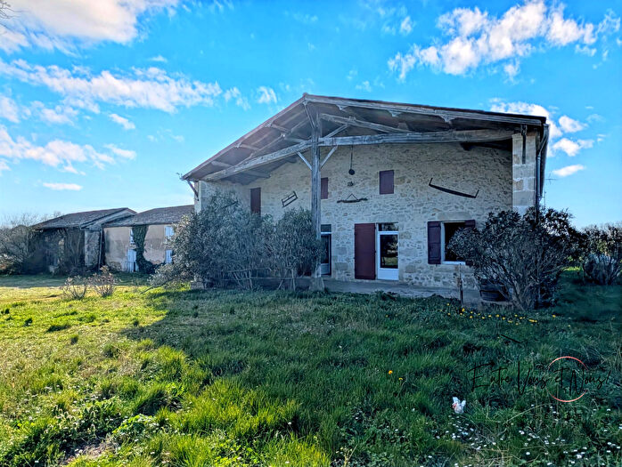 Maison à vendre - Aillas - 9 pièces - 6 chambres