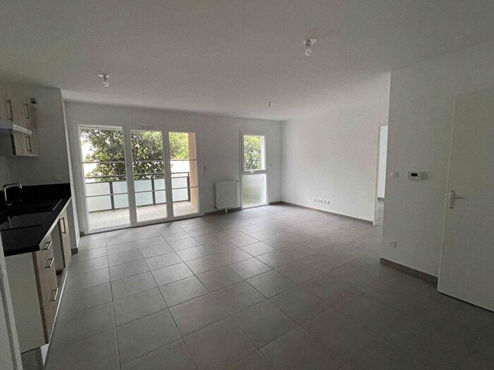 Appartement à louer - Les Violettes, Aucamville - 4 pièces - 3 chambres