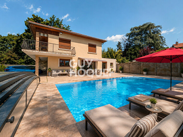 Maison 8 pièces à Décines-Charpieu, Bonneveau, à vendre