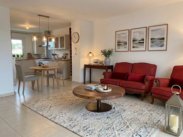 Appartement 4 pièces à Les Angles, à vendre