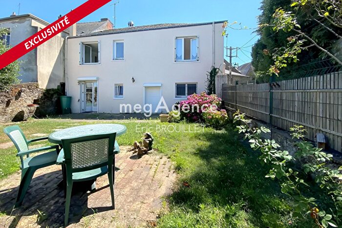 Maison à vendre - Saint-Georges-sur-Loire - 4 pièces - 3 chambres