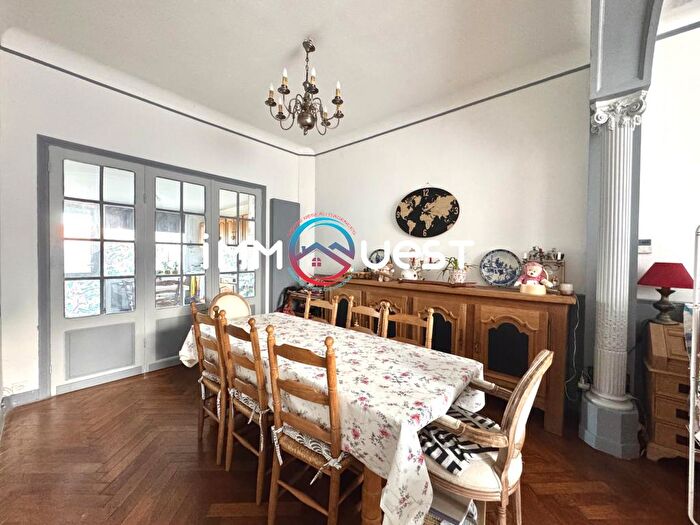 Maison à vendre - Calais, Crèvecoeur - 6 pièces - 5 chambres