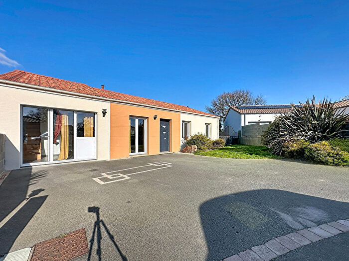 Maison à louer - Mauléon - 5 pièces - 4 chambres