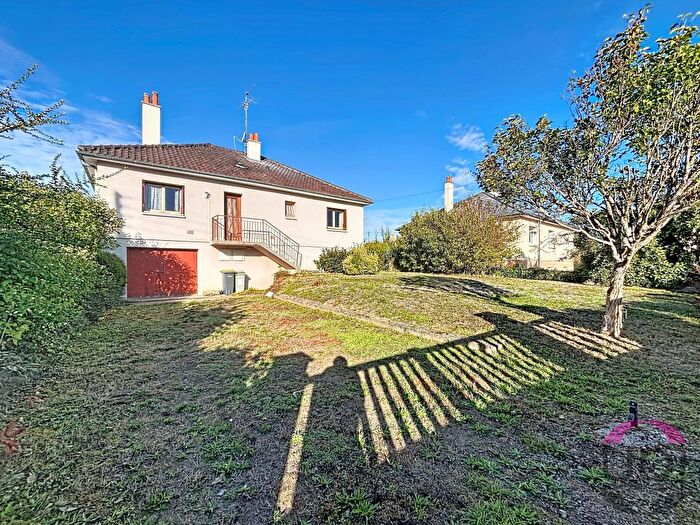 Maison 5 pièces à Prémilhat, à vendre