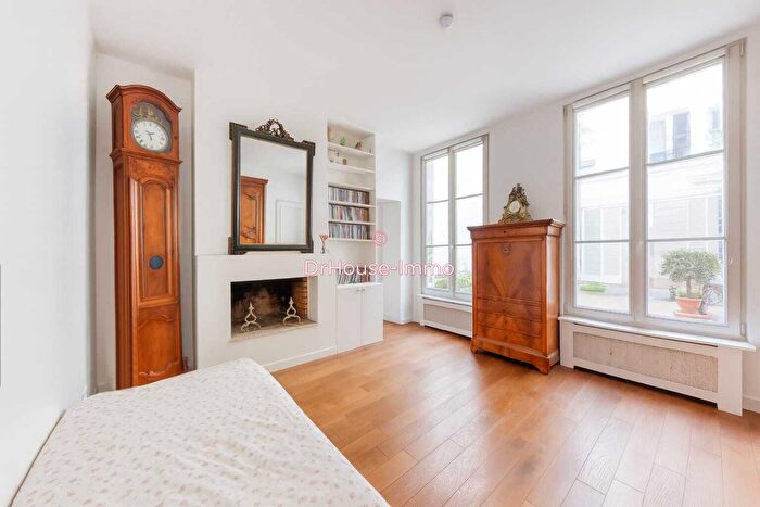 Appartement 3 pièces à Paris 9ème, Clichy, Trinité, à vendre