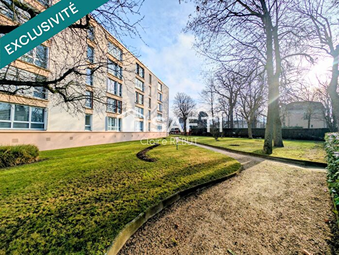 Appartement à vendre - Livry-Gargan, Nord - 4 pièces - 2 chambres