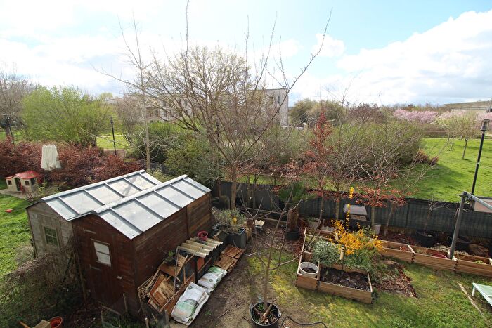 Appartement à vendre - Guyancourt - 4 pièces - 3 chambres