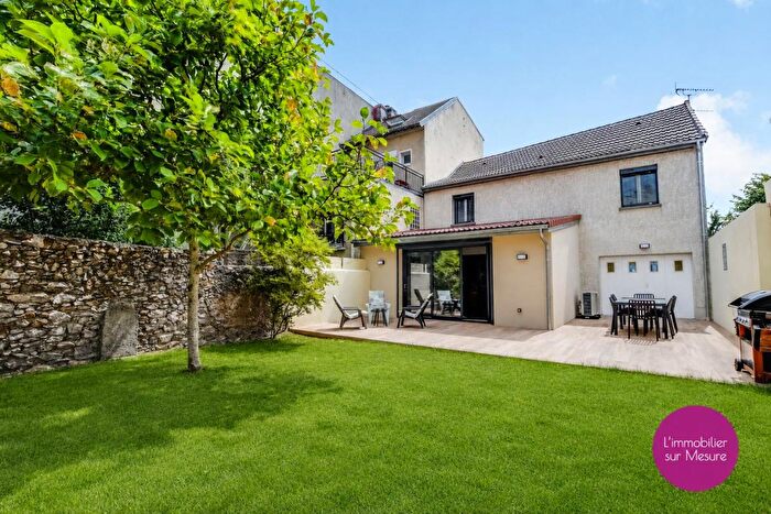 Montreuil, Signac, Mûrs à Pêches - Maison 6 pièces à vendre