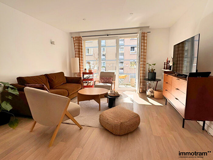Appartement à vendre - La Madeleine - 3 pièces - 2 chambres