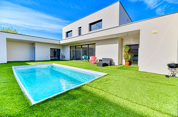 Maison à vendre - Langlade - 6 pièces - 4 chambres