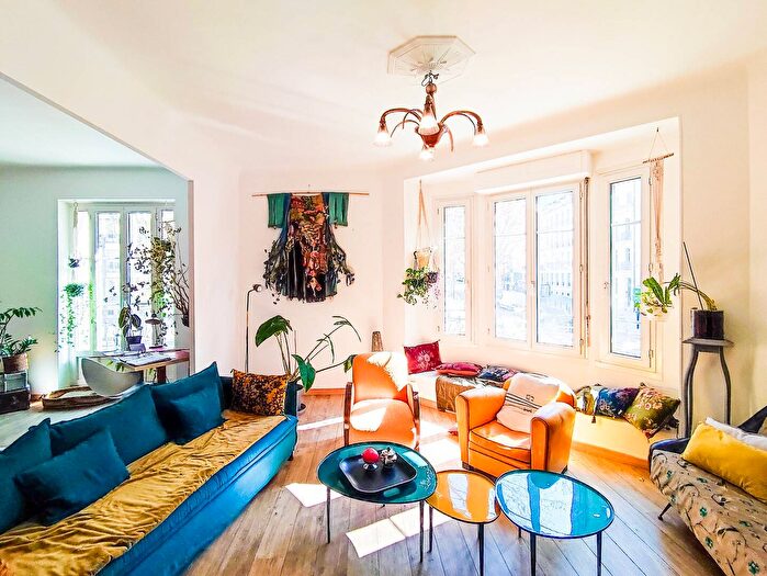 Appartement à louer - Centre Ville, Aix-en-Provence - 3 pièces - 2 chambres