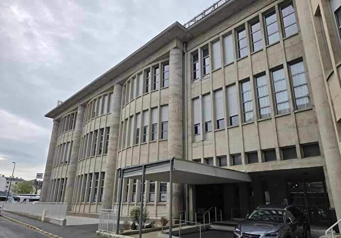 Appartement à louer - Reims - 2 pièces - 1 chambre