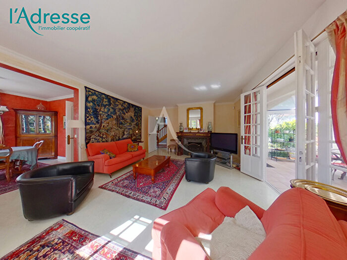 Maison 7 pièces à vendre - Champs-sur-Marne, Centre-ville