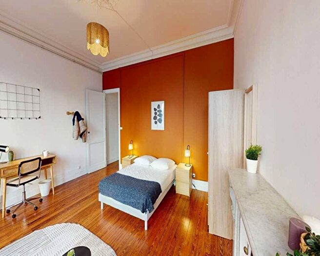 Appartement à louer - Centre ville, Bordeaux - 5 pièces - 5 chambres