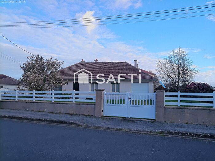 Maison à vendre - Le Dorat - 4 pièces - 3 chambres